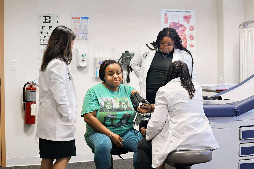 What are Clinical Rotations in Medical School? | SMUSOM